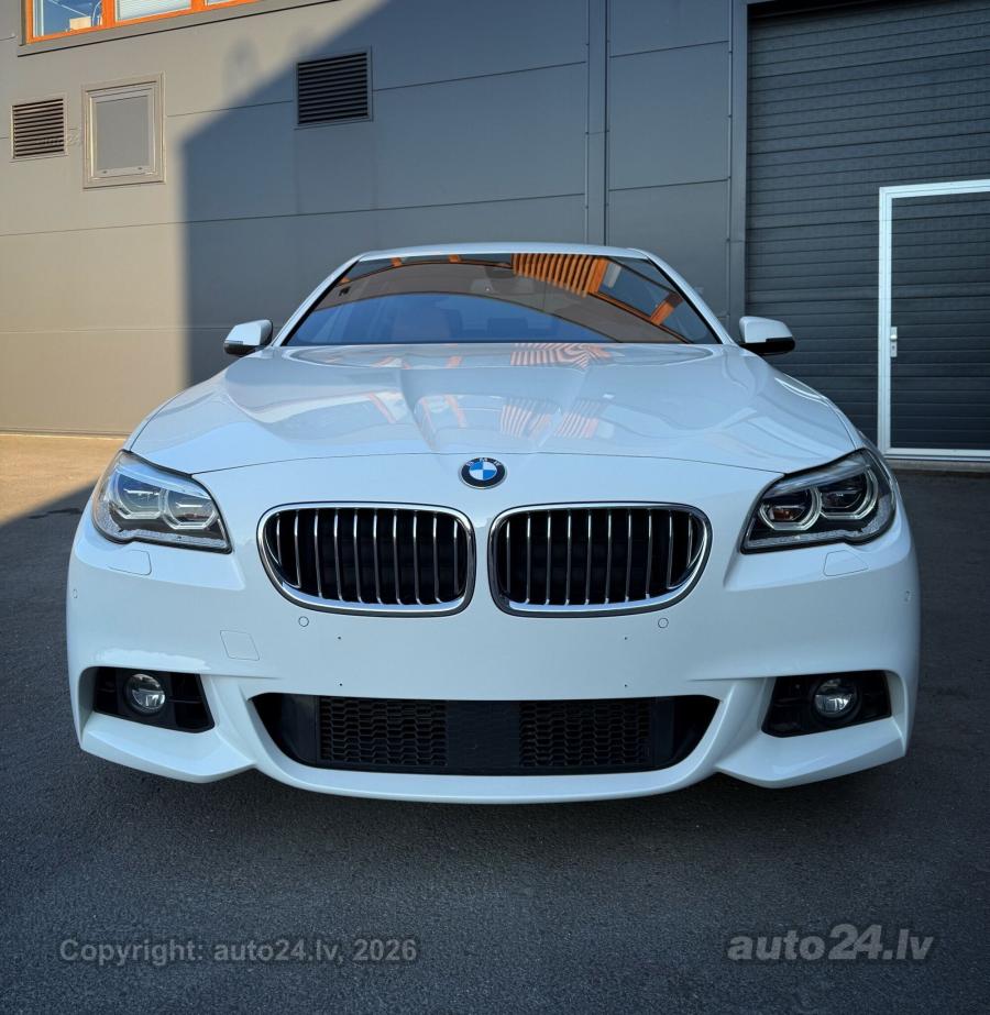 Balts BMW 5 Series 2014 Tallina, ar dzinēja tilpumu 3.00 L un nobraukumu 270 tūkst. km par 18000 €, foto 5 vietnē AUTOMOTO.COM.LV