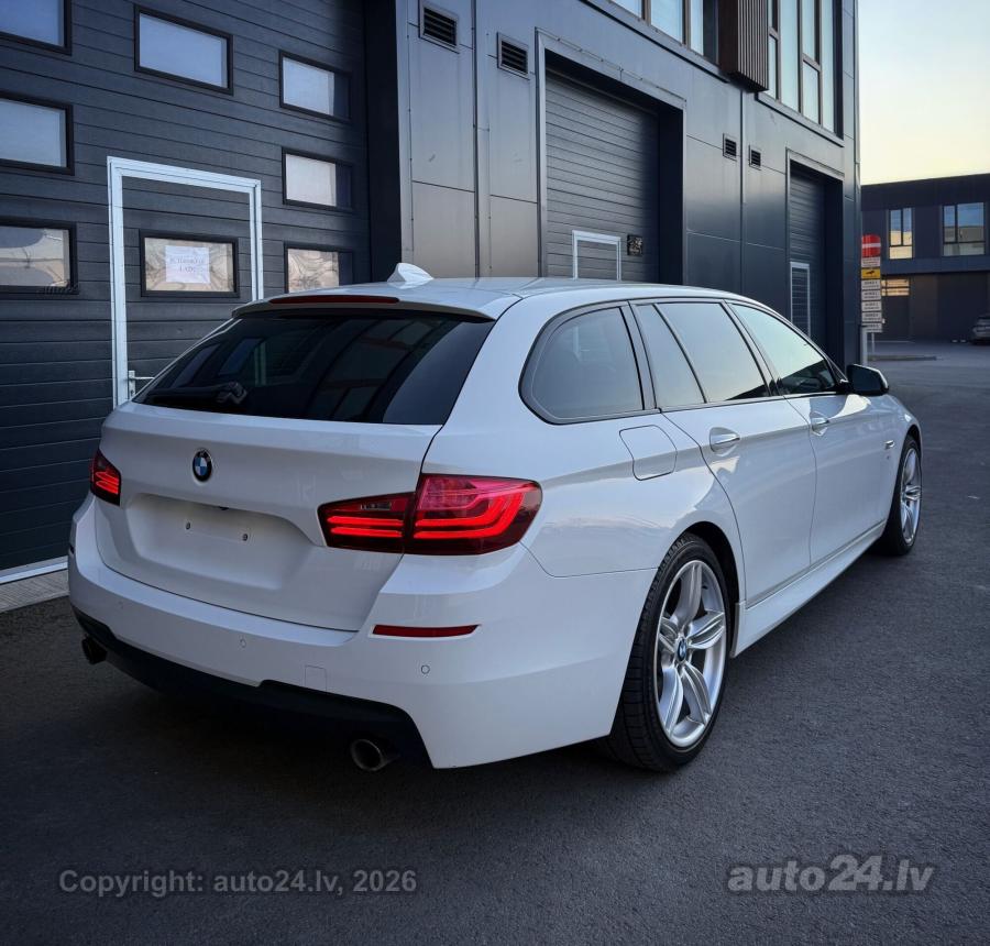 Balts BMW 5 Series 2014 Tallina, ar dzinēja tilpumu 3.00 L un nobraukumu 270 tūkst. km par 18000 €, foto 12 vietnē AUTOMOTO.COM.LV