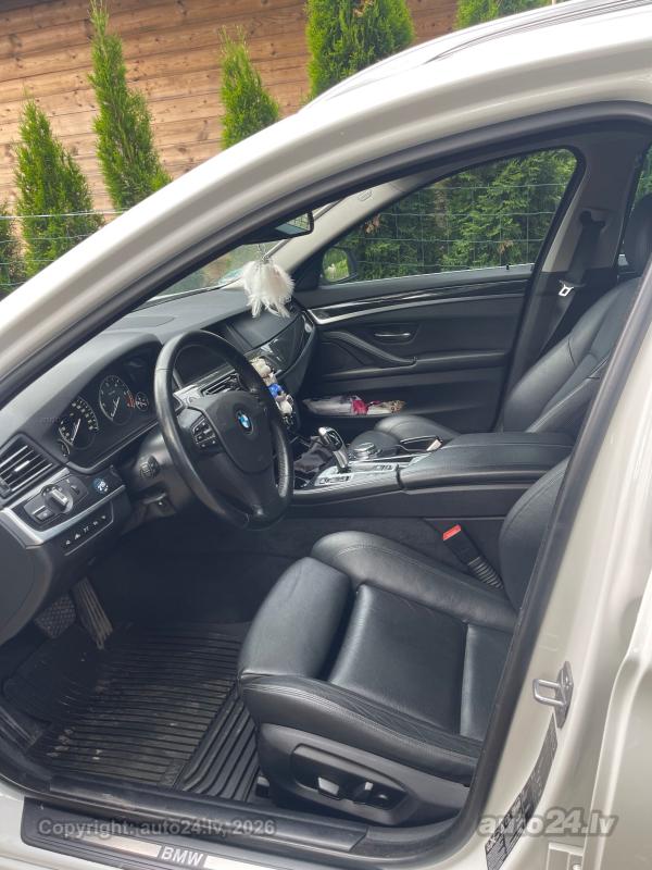 Balts BMW 5 Series 2014 Tallina, ar dzinēja tilpumu 3.00 L un nobraukumu 214 tūkst. km par 16000 €, foto 7 vietnē AUTOMOTO.COM.LV