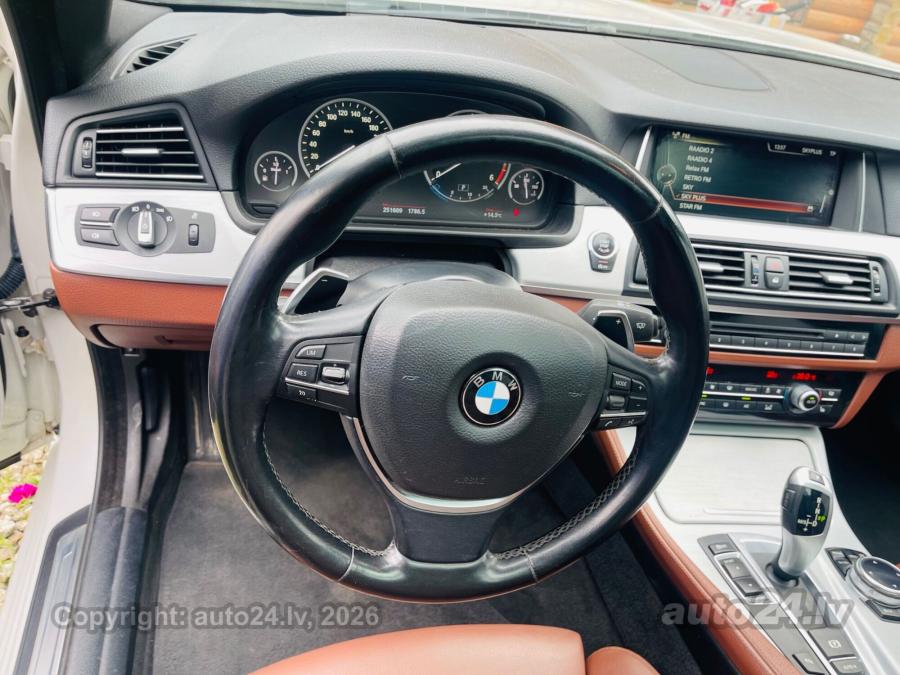 White BMW 5 Series 2014 in Tallinn, with an engine capacity of 2.00 L and mileage of 253 thousand km for 12900 €, photo 18 on AUTOMOTO.COM.LV
