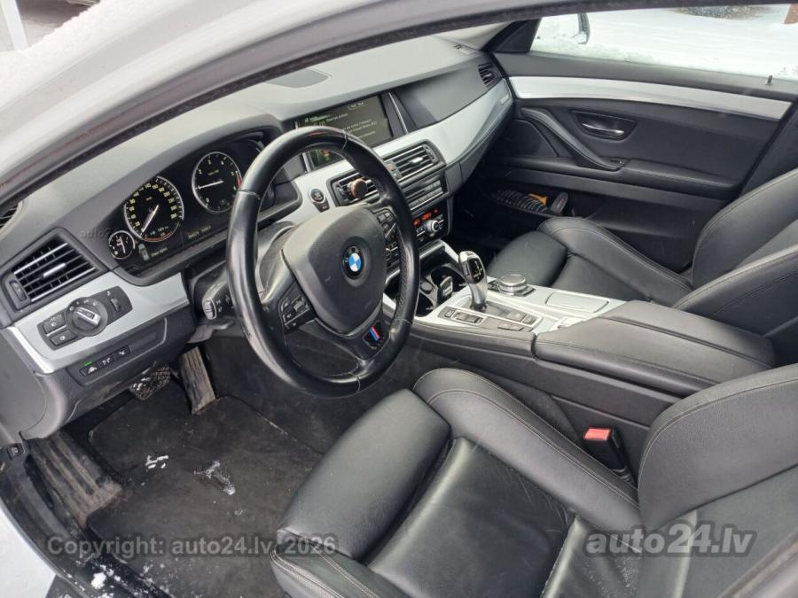 Balts BMW 5 Series 2015 Tallina, ar dzinēja tilpumu 2.00 L un nobraukumu 285 tūkst. km par 11900 €, foto 9 vietnē AUTOMOTO.COM.LV