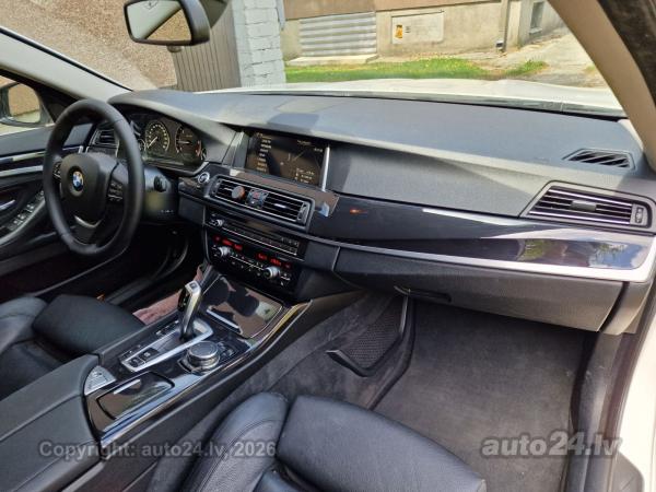 White BMW 5 Series 2015 in Tallinn, with an engine capacity of 2.00 L and mileage of 227 thousand km for 14900 €, photo 8 on AUTOMOTO.COM.LV