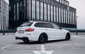 Balts BMW 5 Series 2016 Tallina, ar dzinēja tilpumu 3.00 L un nobraukumu 311 tūkst. km par 17200 €, foto  vietnē AUTOMOTO.COM.LV