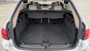White BMW 5 Series 2016 in Tallinn, with an engine capacity of 3.00 L and mileage of 317 thousand km for 14300 €, photo 12 on AUTOMOTO.COM.LV