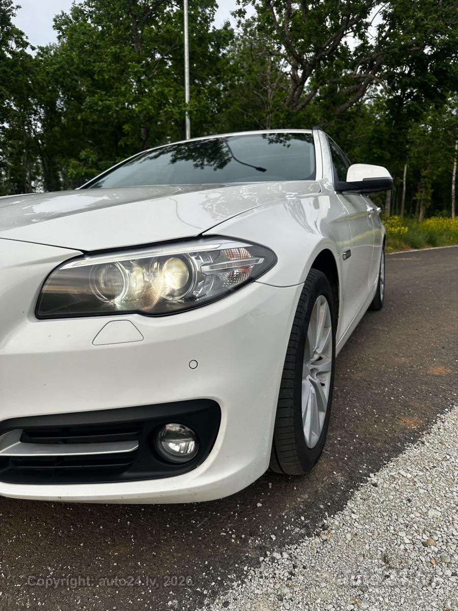White BMW 5 Series 2016 in Tallinn, with an engine capacity of 2.00 L and mileage of 236 thousand km for 14900 €, photo 3 on AUTOMOTO.COM.LV