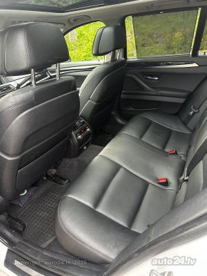 White BMW 5 Series 2016 in Tallinn, with an engine capacity of 2.00 L and mileage of 236 thousand km for 14900 €, photo 7 on AUTOMOTO.COM.LV