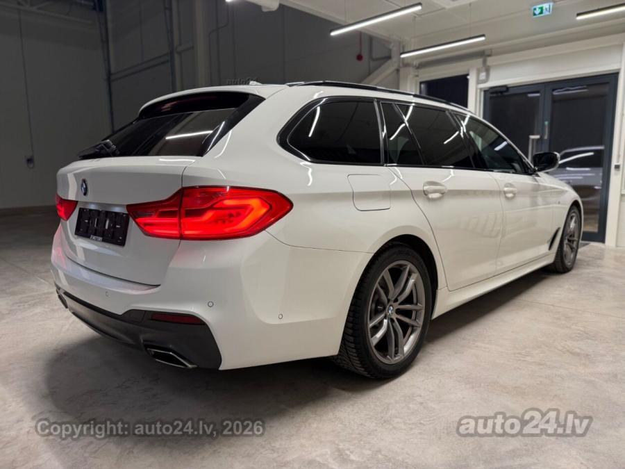 Balts BMW 5 Series 2017 Tallina, ar dzinēja tilpumu 3.00 L un nobraukumu 240 tūkst. km par 21490 €, foto 5 vietnē AUTOMOTO.COM.LV