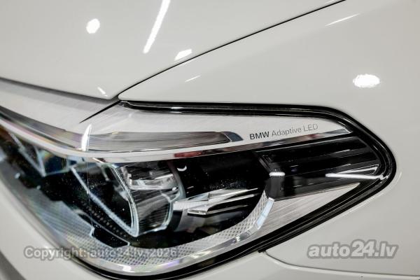 White BMW 5 Series 2017 in Parnu, with an engine capacity of 3.00 L and mileage of 190 thousand km for 24950 €, photo 4 on AUTOMOTO.COM.LV