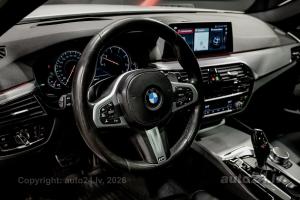 Balts BMW 5 Series 2017 Pērnava, ar dzinēja tilpumu 3.00 L un nobraukumu 190 tūkst. km par 24950 €, foto 19 vietnē AUTOMOTO.COM.LV