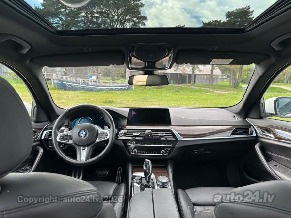 White BMW 5 Series 2017 in Tallinn, with an engine capacity of 3.00 L and mileage of 175 thousand km for 22500 €, photo 10 on AUTOMOTO.COM.LV