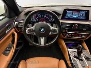 Белый БМВ 5 Серия 2017 в Таллин, объемом двигателя 3.00 л и пробегом 165 тыс. км за 24900 €, фото 9 на AUTOMOTO.COM.LV