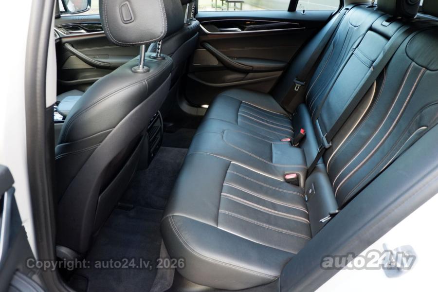 Balts BMW 5 Series 2017 Hāpsalu, ar dzinēja tilpumu 0.00 L un nobraukumu 183 tūkst. km par 18990 €, foto 12 vietnē AUTOMOTO.COM.LV
