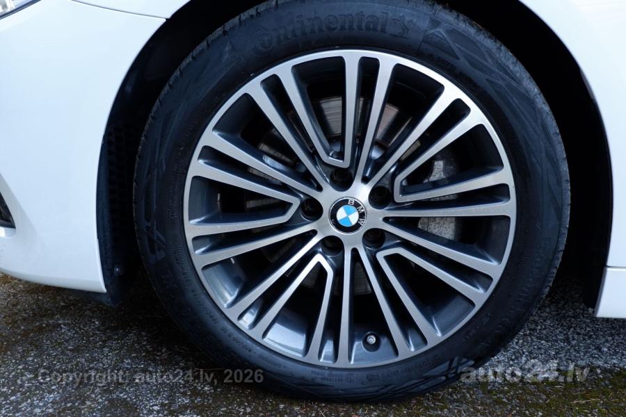 Balts BMW 5 Series 2017 Hāpsalu, ar dzinēja tilpumu 0.00 L un nobraukumu 183 tūkst. km par 18990 €, foto 20 vietnē AUTOMOTO.COM.LV