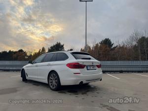 White BMW 5 Series 2017 in Tallinn, with an engine capacity of 2.00 L and mileage of 149 thousand km for 19990 €, photo 4 on AUTOMOTO.COM.LV