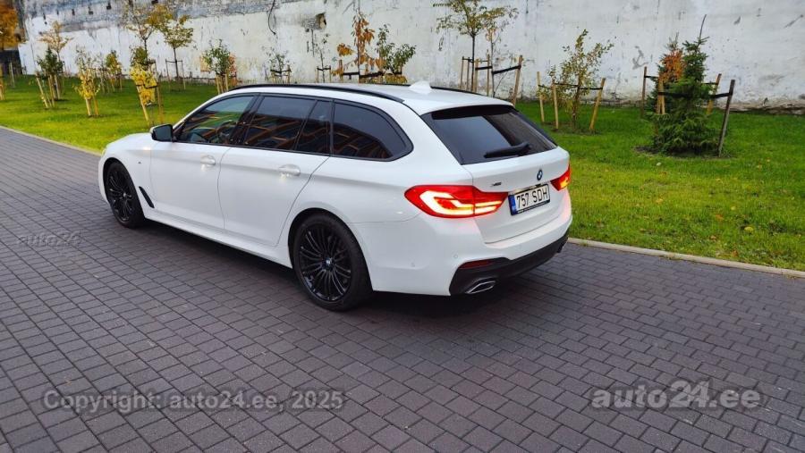 Balts BMW 5 Series 2018 Tallina, ar dzinēja tilpumu 3.00 L un nobraukumu 141 tūkst. km par 29000 €, foto 3 vietnē AUTOMOTO.COM.LV