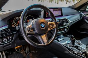 White BMW 5 Series 2018 in Tallinn, with an engine capacity of 3.00 L and mileage of 144 thousand km for 31500 €, photo 17 on AUTOMOTO.COM.LV