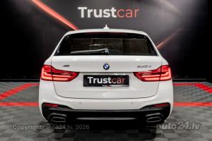 White BMW 5 Series 2018 in Parnu, with an engine capacity of 3.00 L and mileage of 348 thousand km for 14999 €, photo 10 on AUTOMOTO.COM.LV