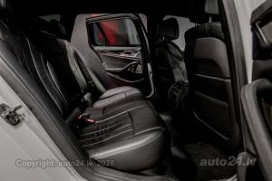 White BMW 5 Series 2018 in Parnu, with an engine capacity of 3.00 L and mileage of 348 thousand km for 14999 €, photo 14 on AUTOMOTO.COM.LV