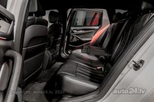 White BMW 5 Series 2018 in Parnu, with an engine capacity of 3.00 L and mileage of 348 thousand km for 14999 €, photo 15 on AUTOMOTO.COM.LV