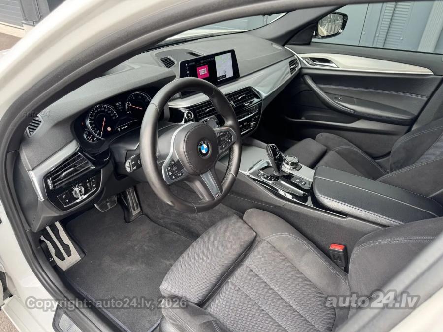 Белый БМВ 5 Серия 2018 в Таллин, объемом двигателя 2.00 л и пробегом 206 тыс. км за 21995 €, фото 16 на AUTOMOTO.COM.LV