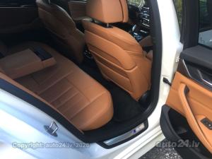 Balts BMW 5 Series 2018 Tallina, ar dzinēja tilpumu 3.00 L un nobraukumu 249 tūkst. km par 25555 €, foto 15 vietnē AUTOMOTO.COM.LV