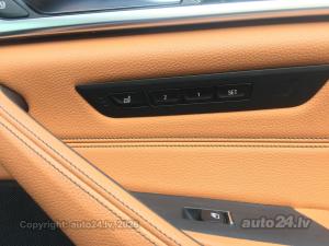 Balts BMW 5 Series 2018 Tallina, ar dzinēja tilpumu 3.00 L un nobraukumu 249 tūkst. km par 25555 €, foto 18 vietnē AUTOMOTO.COM.LV