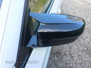 Balts BMW 5 Series 2018 Tallina, ar dzinēja tilpumu 3.00 L un nobraukumu 249 tūkst. km par 25555 €, foto 27 vietnē AUTOMOTO.COM.LV