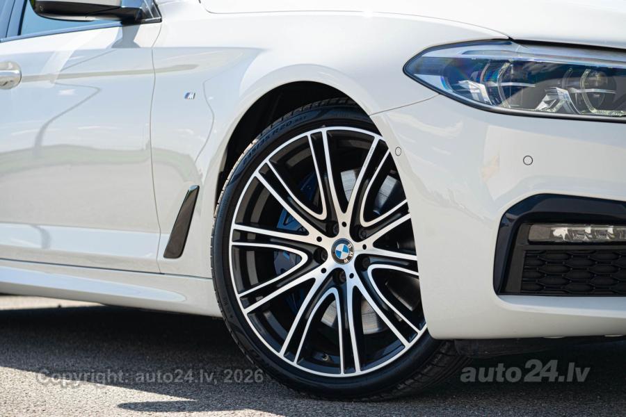 Balts BMW 5 Series 2019 Tartu, ar dzinēja tilpumu 3.00 L un nobraukumu 180 tūkst. km par 26700 €, foto 5 vietnē AUTOMOTO.COM.LV