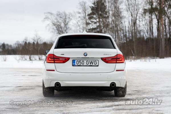 Balts BMW 5 Series 2020 Tallina, ar dzinēja tilpumu 2.00 L un nobraukumu 150 tūkst. km par 22000 €, foto 2 vietnē AUTOMOTO.COM.LV