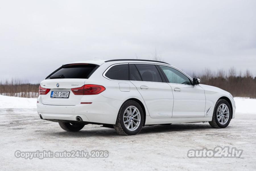 Balts BMW 5 Series 2020 Tallina, ar dzinēja tilpumu 2.00 L un nobraukumu 150 tūkst. km par 22000 €, foto 5 vietnē AUTOMOTO.COM.LV