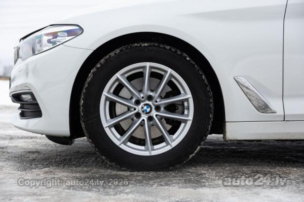 Balts BMW 5 Series 2020 Tallina, ar dzinēja tilpumu 2.00 L un nobraukumu 150 tūkst. km par 22000 €, foto 7 vietnē AUTOMOTO.COM.LV