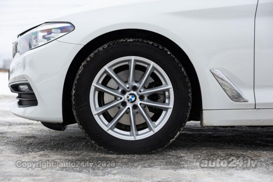 Balts BMW 5 Series 2020 Tallina, ar dzinēja tilpumu 2.00 L un nobraukumu 150 tūkst. km par 22000 €, foto 7 vietnē AUTOMOTO.COM.LV