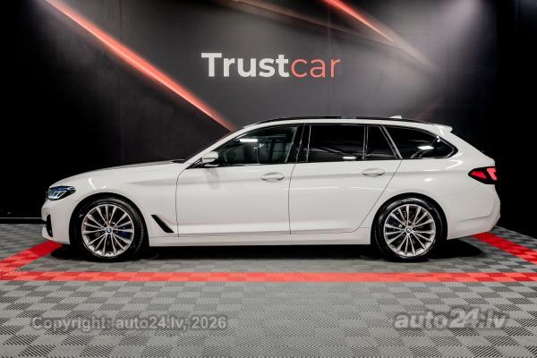 Balts BMW 5 Series 2020 Pērnava, ar dzinēja tilpumu 3.00 L un nobraukumu 237 tūkst. km par 23900 €, foto 5 vietnē AUTOMOTO.COM.LV