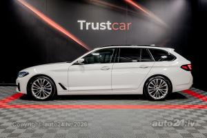 Balts BMW 5 Series 2020 Pērnava, ar dzinēja tilpumu 3.00 L un nobraukumu 237 tūkst. km par 23900 €, foto 6 vietnē AUTOMOTO.COM.LV