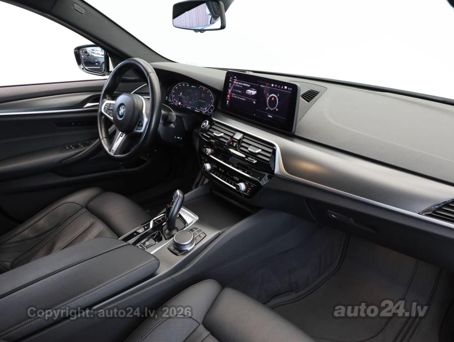 White BMW 5 Series 2021 in Tallinn, with an engine capacity of 2.00 L and mileage of 133 thousand km for 31900 €, photo 21 on AUTOMOTO.COM.LV