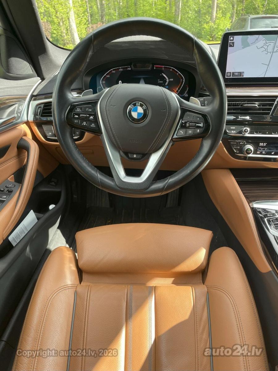 Balts BMW 5 Series 2021 Tallina, ar dzinēja tilpumu 3.00 L un nobraukumu 84 tūkst. km par 39900 €, foto 23 vietnē AUTOMOTO.COM.LV