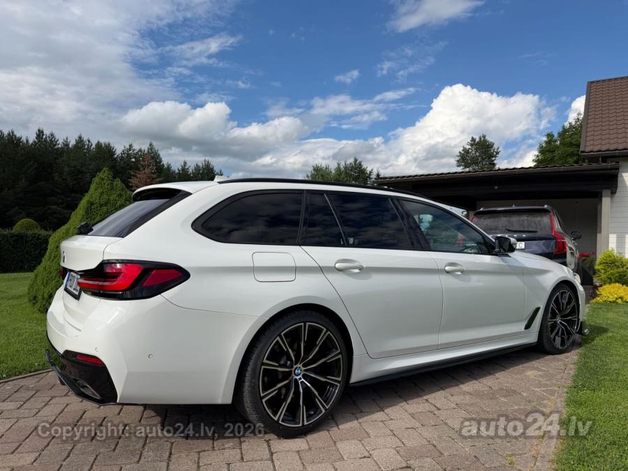 Balts BMW 5 Series 2021 Tartu, ar dzinēja tilpumu 3.00 L un nobraukumu 235 tūkst. km par 31900 €, foto 12 vietnē AUTOMOTO.COM.LV