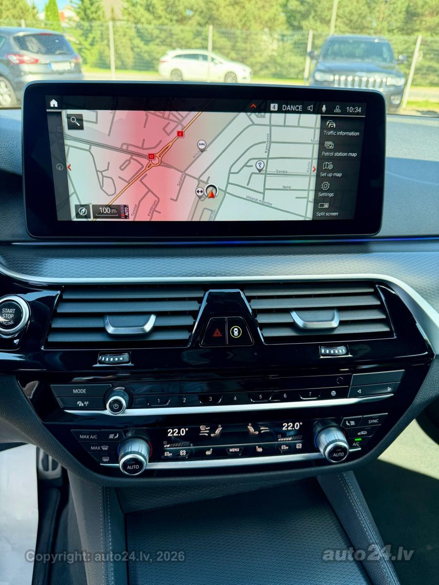 Balts BMW 5 Series 2021 Tartu, ar dzinēja tilpumu 3.00 L un nobraukumu 235 tūkst. km par 31900 €, foto 16 vietnē AUTOMOTO.COM.LV