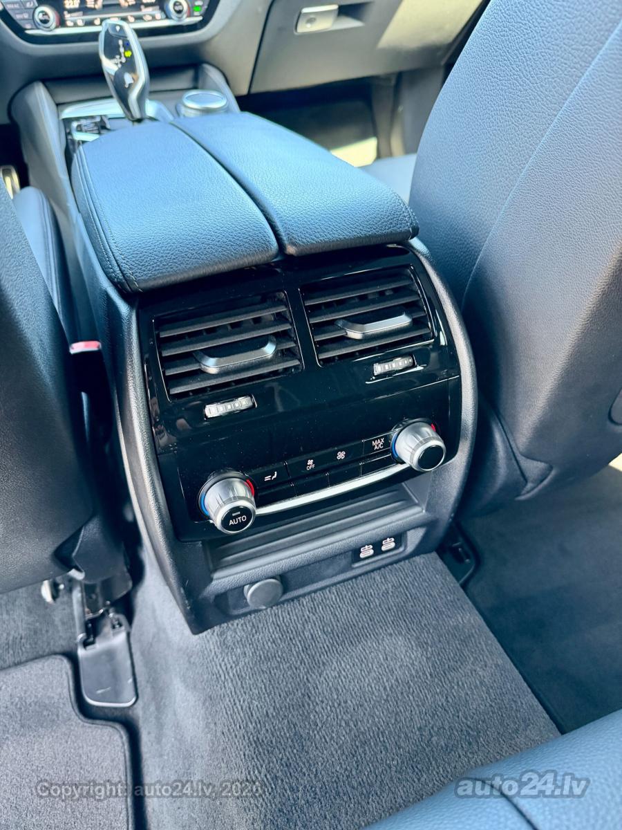 Balts BMW 5 Series 2021 Tartu, ar dzinēja tilpumu 3.00 L un nobraukumu 235 tūkst. km par 31900 €, foto 23 vietnē AUTOMOTO.COM.LV
