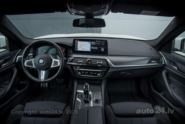 White BMW 5 Series 2021 in Tallinn, with an engine capacity of 2.00 L and mileage of 98 thousand km for 33000 €, photo 10 on AUTOMOTO.COM.LV