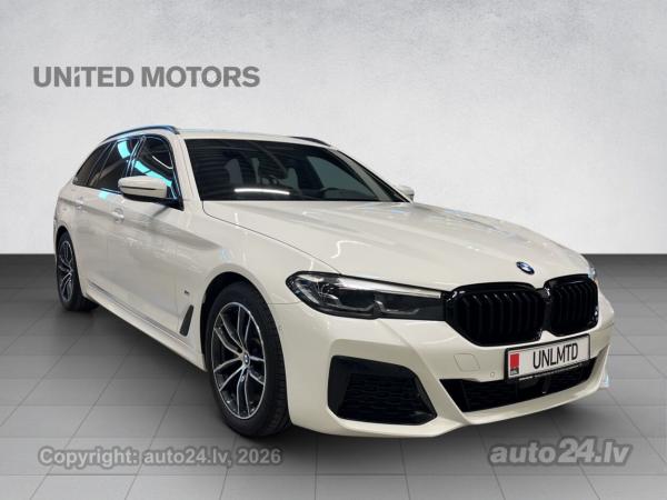 White BMW 5 Series 2022 in Tallinn, with an engine capacity of 2.00 L and mileage of 42 thousand km for 39900 €, photo 8 on AUTOMOTO.COM.LV