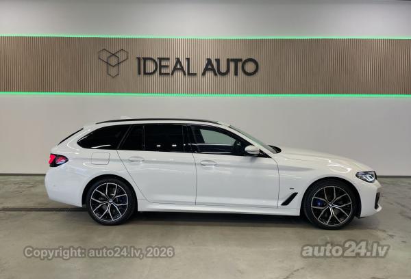 Balts BMW 5 Series 2022 Tallina, ar dzinēja tilpumu 3.00 L un nobraukumu 46 tūkst. km par 42990 €, foto 3 vietnē AUTOMOTO.COM.LV