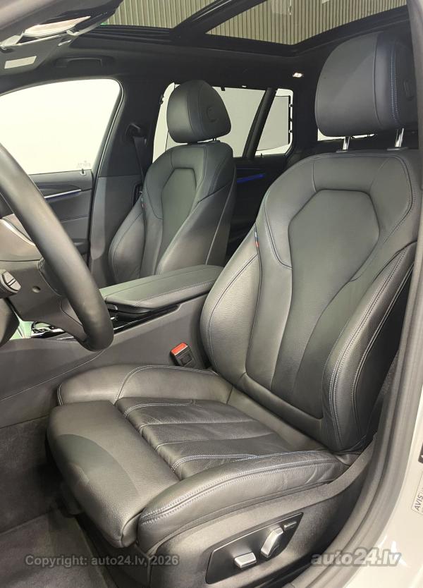 Balts BMW 5 Series 2022 Tallina, ar dzinēja tilpumu 3.00 L un nobraukumu 46 tūkst. km par 42990 €, foto 7 vietnē AUTOMOTO.COM.LV