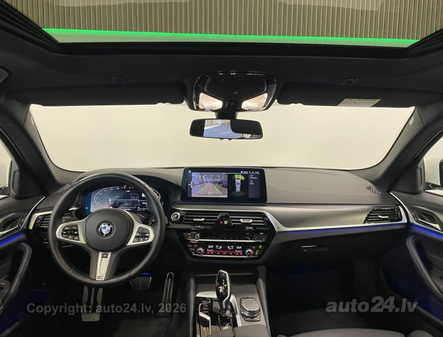 White BMW 5 Series 2022 in Tallinn, with an engine capacity of 3.00 L and mileage of 46 thousand km for 42990 €, photo 15 on AUTOMOTO.COM.LV