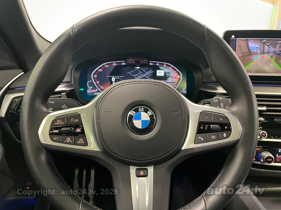 White BMW 5 Series 2022 in Tallinn, with an engine capacity of 3.00 L and mileage of 46 thousand km for 42990 €, photo 17 on AUTOMOTO.COM.LV