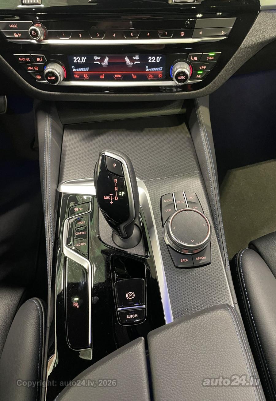 White BMW 5 Series 2022 in Tallinn, with an engine capacity of 3.00 L and mileage of 46 thousand km for 42990 €, photo 19 on AUTOMOTO.COM.LV