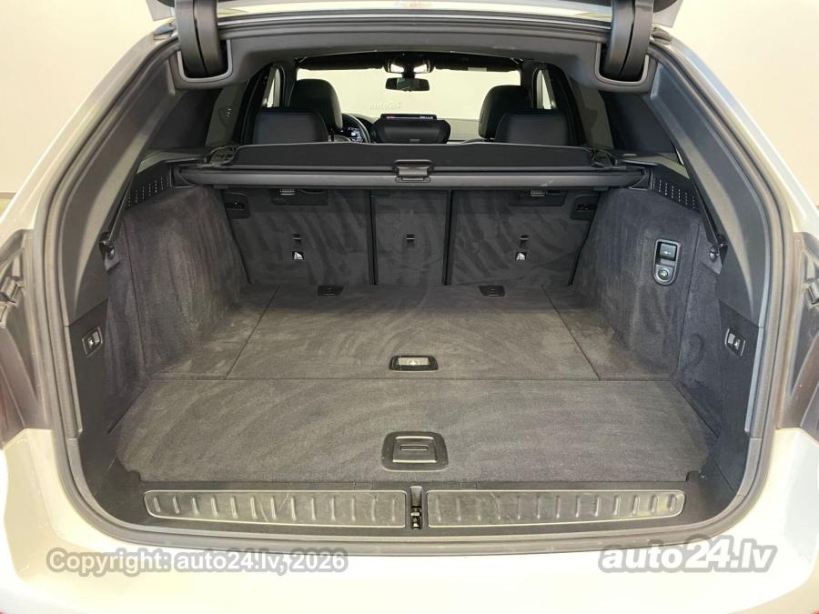 White BMW 5 Series 2022 in Tallinn, with an engine capacity of 3.00 L and mileage of 46 thousand km for 42990 €, photo 22 on AUTOMOTO.COM.LV