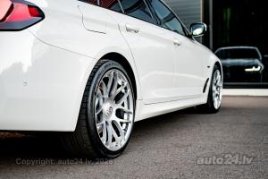 Balts BMW 5 Series 2022 Tallina, ar dzinēja tilpumu 0.00 L un nobraukumu 112 tūkst. km par 29300 €, foto 8 vietnē AUTOMOTO.COM.LV