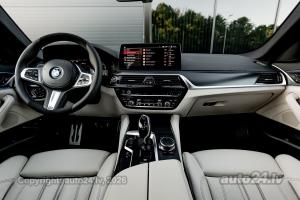 Balts BMW 5 Series 2022 Tallina, ar dzinēja tilpumu 0.00 L un nobraukumu 112 tūkst. km par 29300 €, foto 10 vietnē AUTOMOTO.COM.LV
