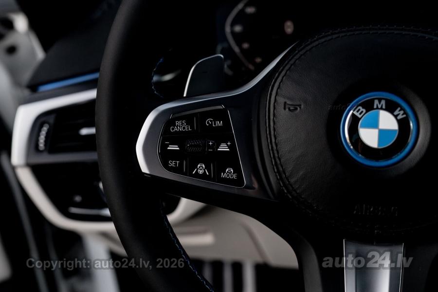 Balts BMW 5 Series 2022 Tallina, ar dzinēja tilpumu 0.00 L un nobraukumu 112 tūkst. km par 29300 €, foto 22 vietnē AUTOMOTO.COM.LV